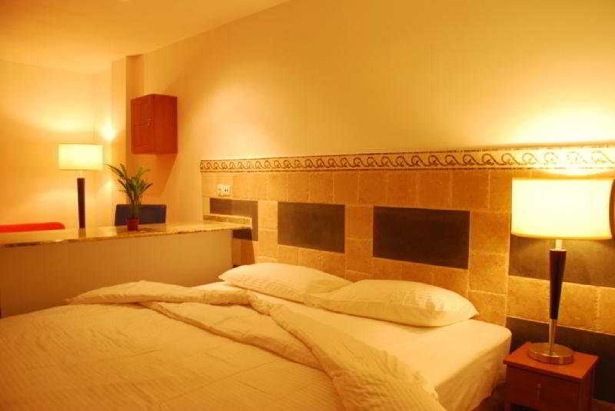 Wi-fi, roupa de cama fornecida 