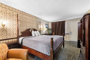 Cortinas blackout, ferros/tábuas de passar roupa, berços (sobretaxa)