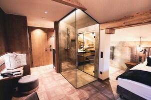 1 quarto, cortinas blackout, quartos à prova de som, berços (sobretaxa)