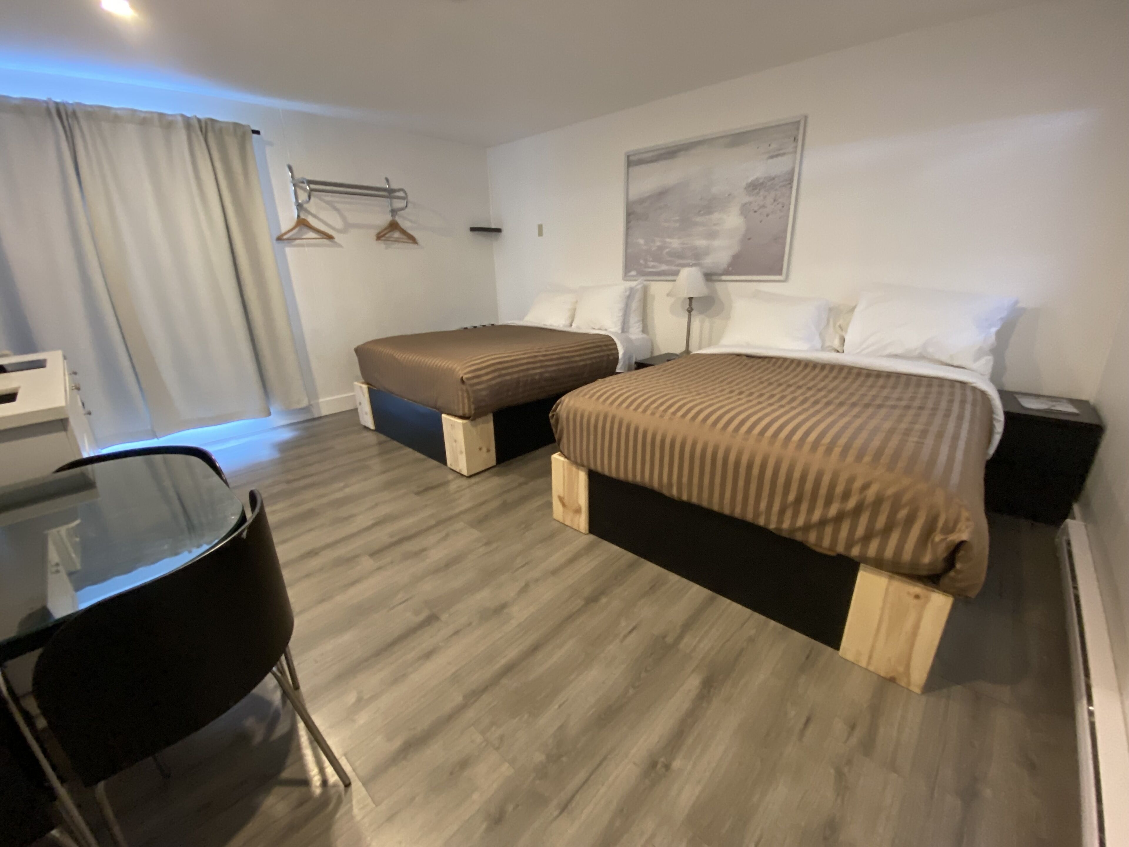 Riverside Resort Motel and Campground in Qualicum Beach: Find Hotel ...