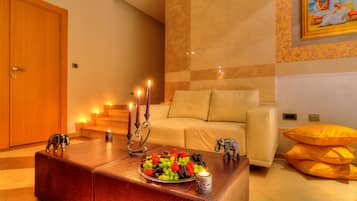 Sala(s) para tratamentos a casais, sauna, banheira de hidromassagem