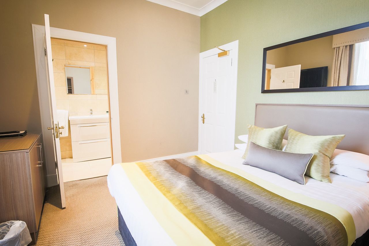 Brisbane House Hotel in Largs: Find Hotel Reviews, Rooms, and Prices on ...