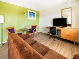 Apartamento, 1 quarto, cozinha | 1 quarto, escrivaninha, ferros/tábuas de passar roupa, Wi-Fi de cortesia