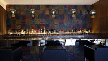 2 bares/lounges, bar de coquetéis