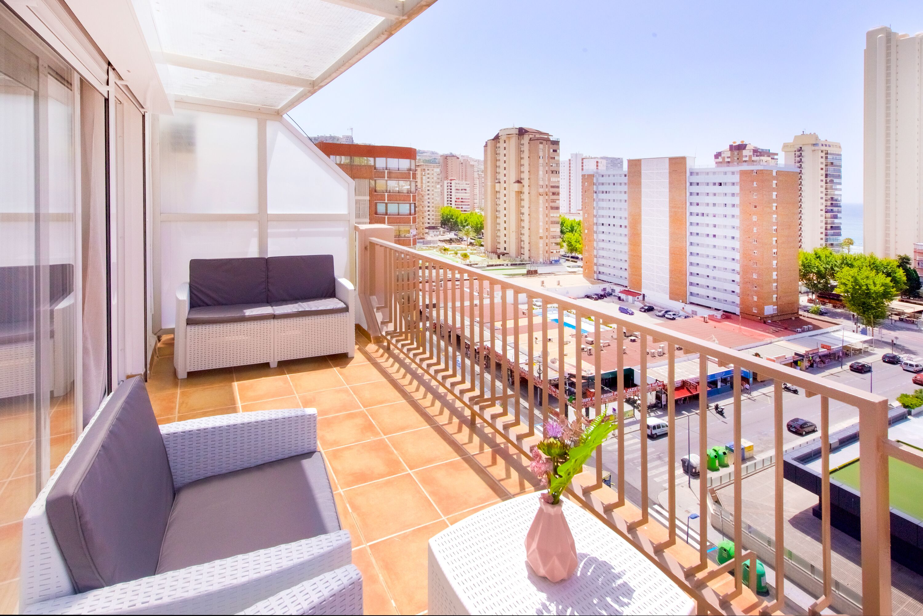 Cobertura panorâmica, 1 quarto, vista para o mar, no andar executivo | Terraço/pátio