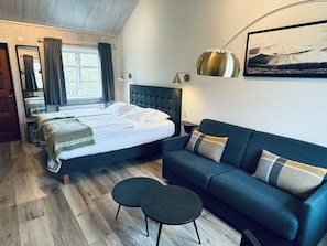 Superior King | Secretária, cortinas/cortinados opacos, Wi-fi grátis