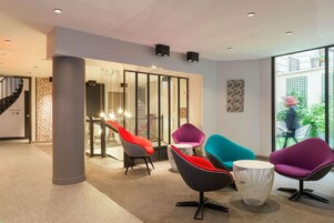 Sala de estar do lobby