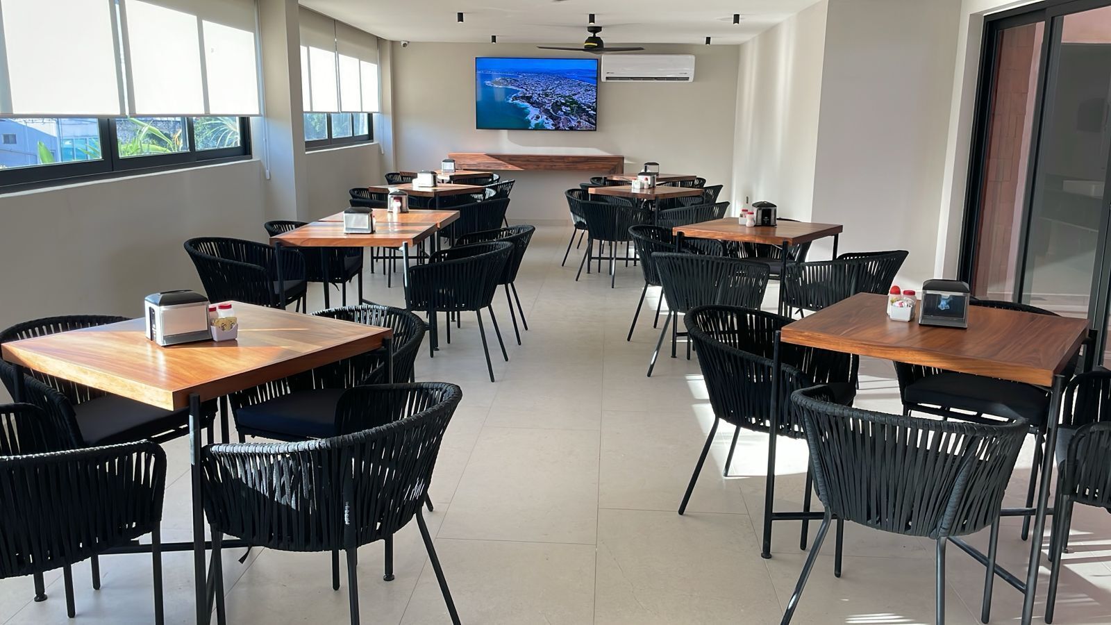 Pequeno-almoço continental diário incluído 