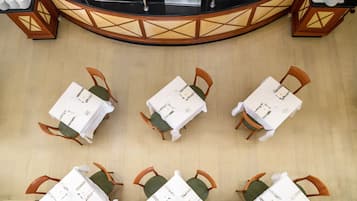 Pequeno-almoço tipo buffet diário incluído