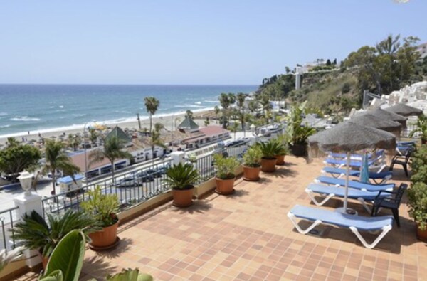 Hc Burriana Playa - Apartamentos Turísticos - Nerja