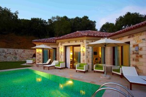 Vila superior | Piscina particular