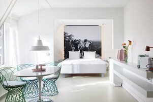Bloomy Loft 2+2 | Cofre com capacidade para portátil, secretária, quartos insonorizados 