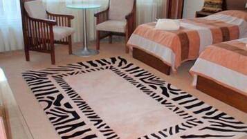 Quarto casal de uso individual | 1 quarto, frigobar, cofres nos quartos, escrivaninha