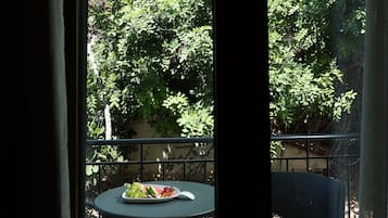 Standard Suite with Loft | Vista da sacada