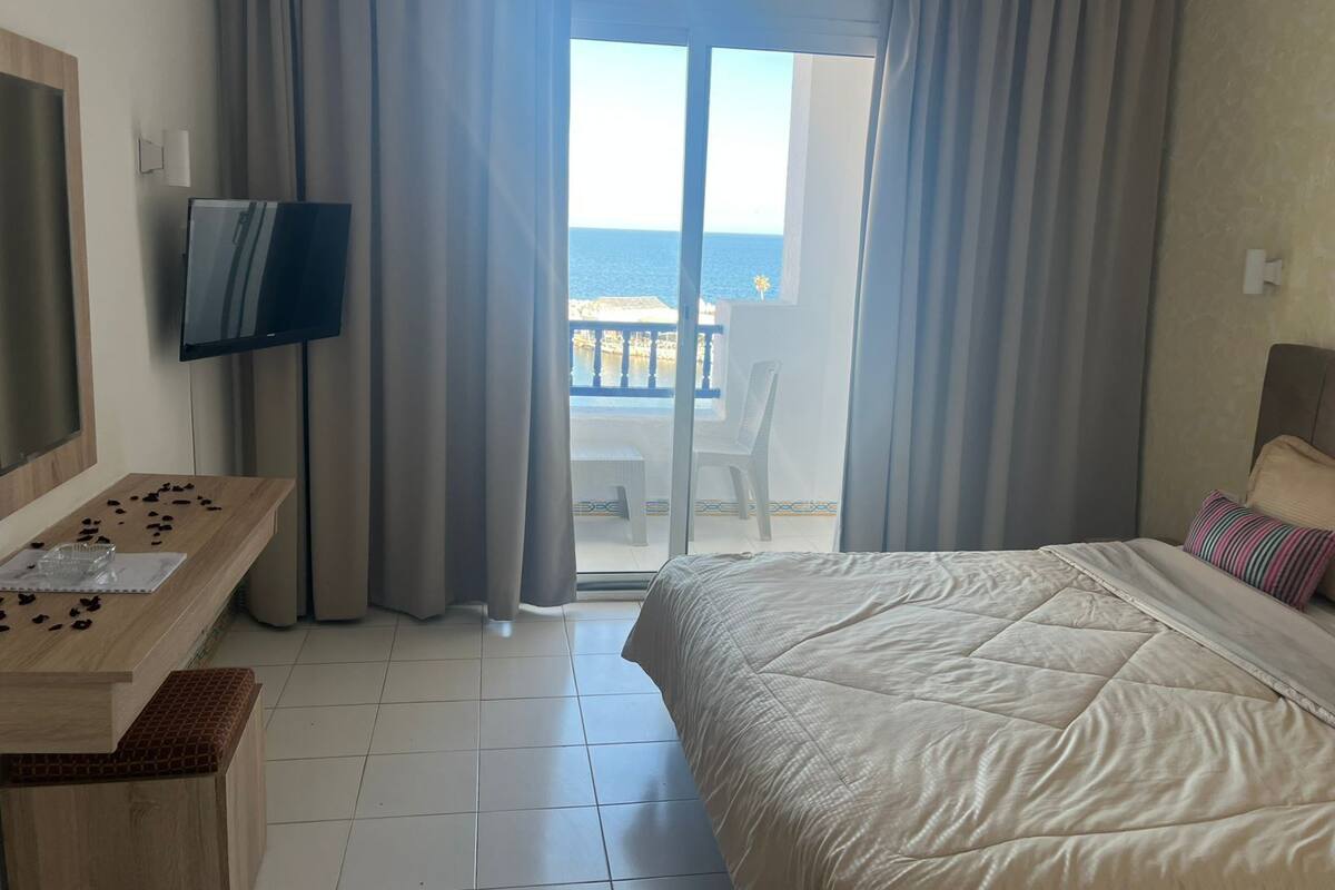 Quarto Duplo | Cofre no quarto, cortinas/cortinados opacos 