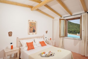 Suíte | Roupas de cama premium, cofres nos quartos, escrivaninha