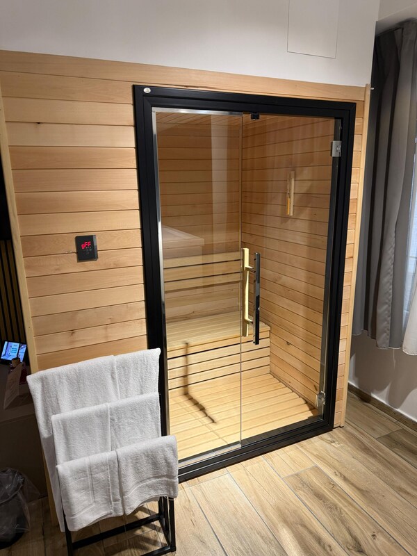 Golden Hotel - Naples