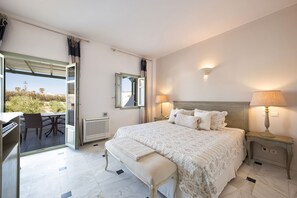 Quarto Standard, vista para a montanha | Interior