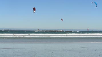 Na praia