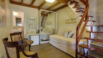 Suite Junior | Frigobar, cofres nos quartos, cortinas blackout, Wi-Fi de cortesia