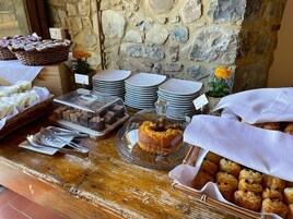 Pequeno-almoço tipo buffet diário incluído 