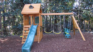 Área de recreio para crianças (ao ar livre)