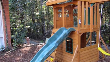 Área de recreio para crianças (ao ar livre)