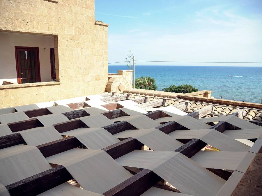 Quarto Triplo Superior | Terraço/pátio interior