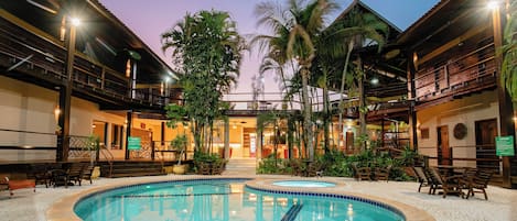 Piscina exterior
