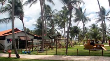 Área de recreio para crianças (ao ar livre)