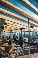 Pequenos-almoços, almoços e jantares servidos