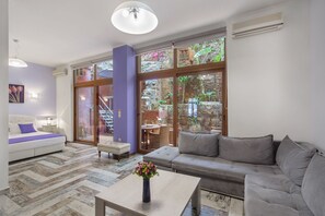 Suite de Luxo (Hot tub) | Roupa hipoalergénica, camas de colchão Select Comfort, cofre no quarto 