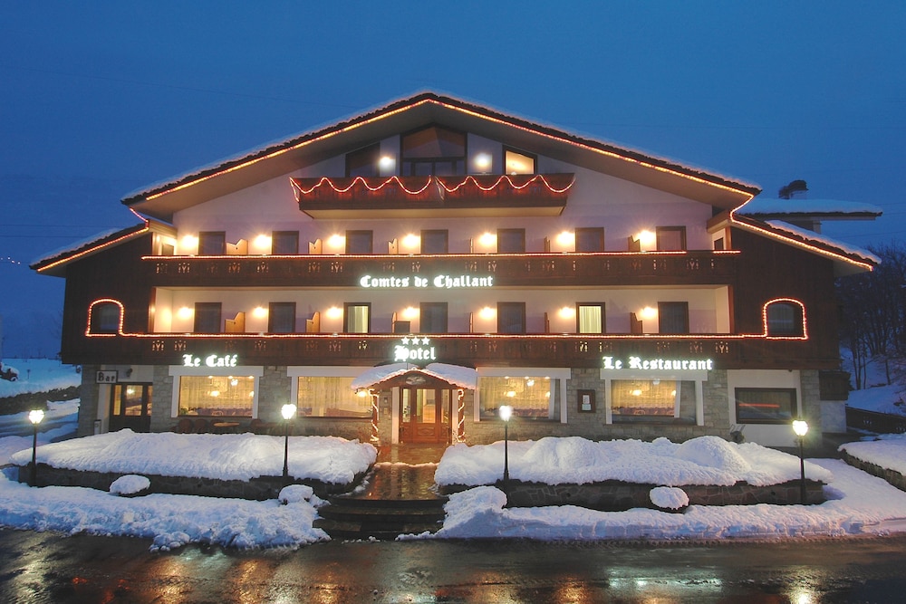 Hotel Comtes De Challant Albergo Etico Valle D'aosta - Aosta Valley
