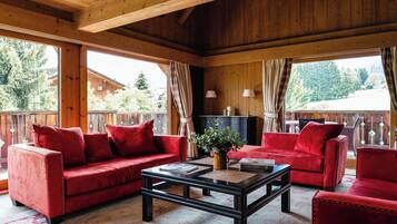 Ambroise Chalet - 3 bedrooms | Minibar, cofre no quarto, com mobília individualizada