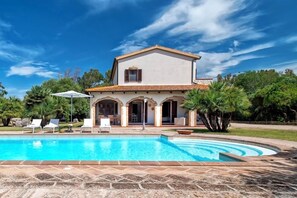 Villa, 4 quartos | Terraço/pátio interior
