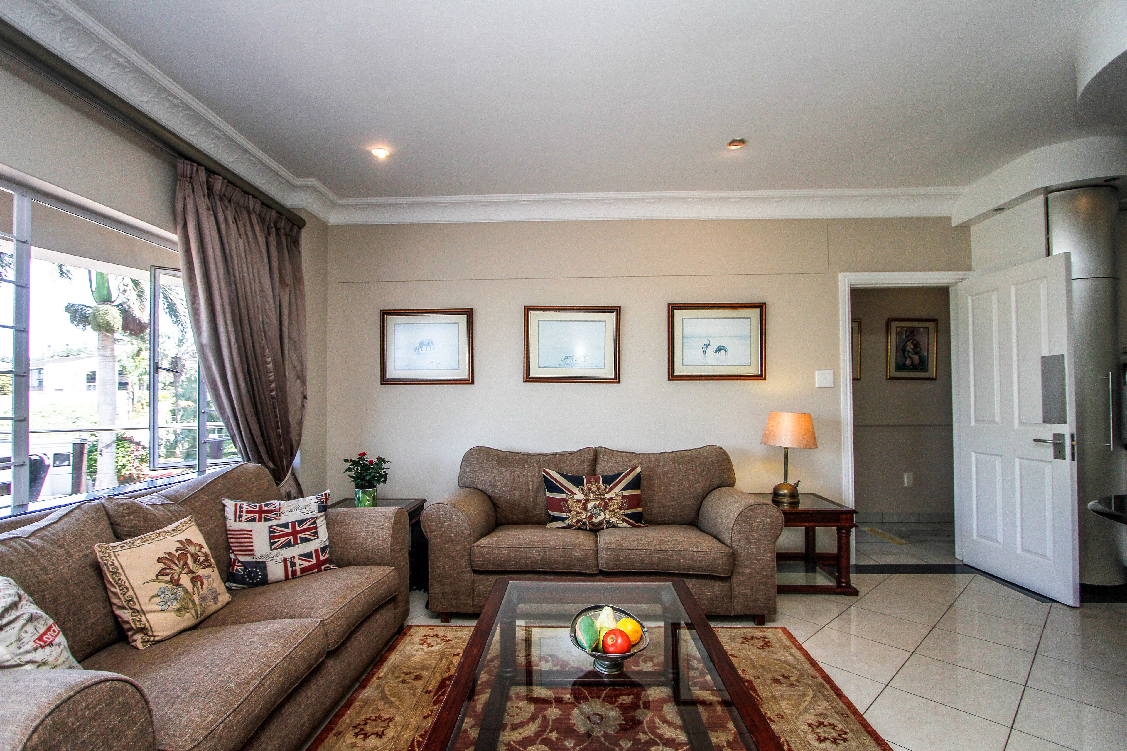 Smart TV de 38 polegadas com canais via satélite 