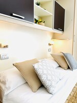 Estúdio | Área de estar | TV 20 polegadas com canais via satélite