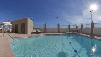 Piscina exterior