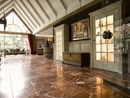 Entrada (vista interior)