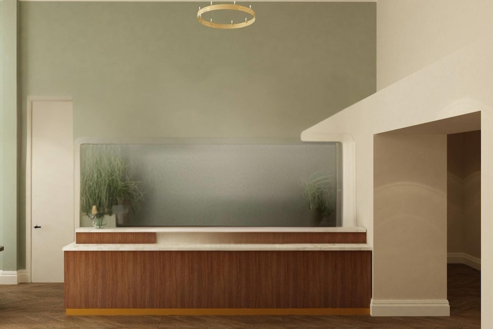Velora Hinton, Ascend Hotel Collection - Hinton