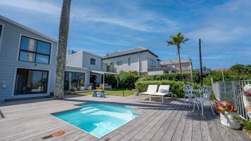 Superior Suite 3 | Cofres nos quartos, individualmente decorados