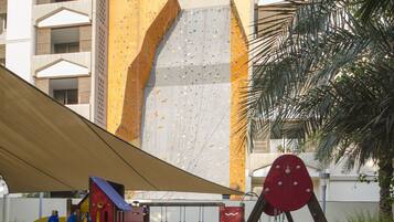 Área de recreio para crianças (ao ar livre)