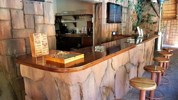 Bar à beira da piscina