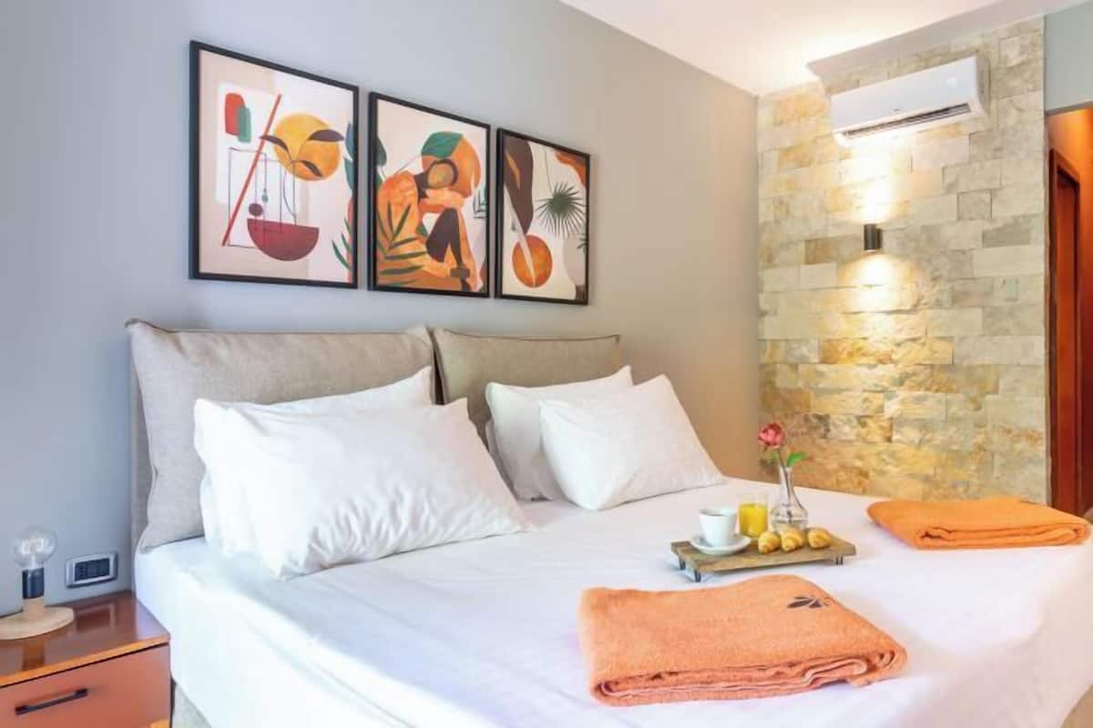 Roupas de cama premium, camas Select Comfort, frigobar