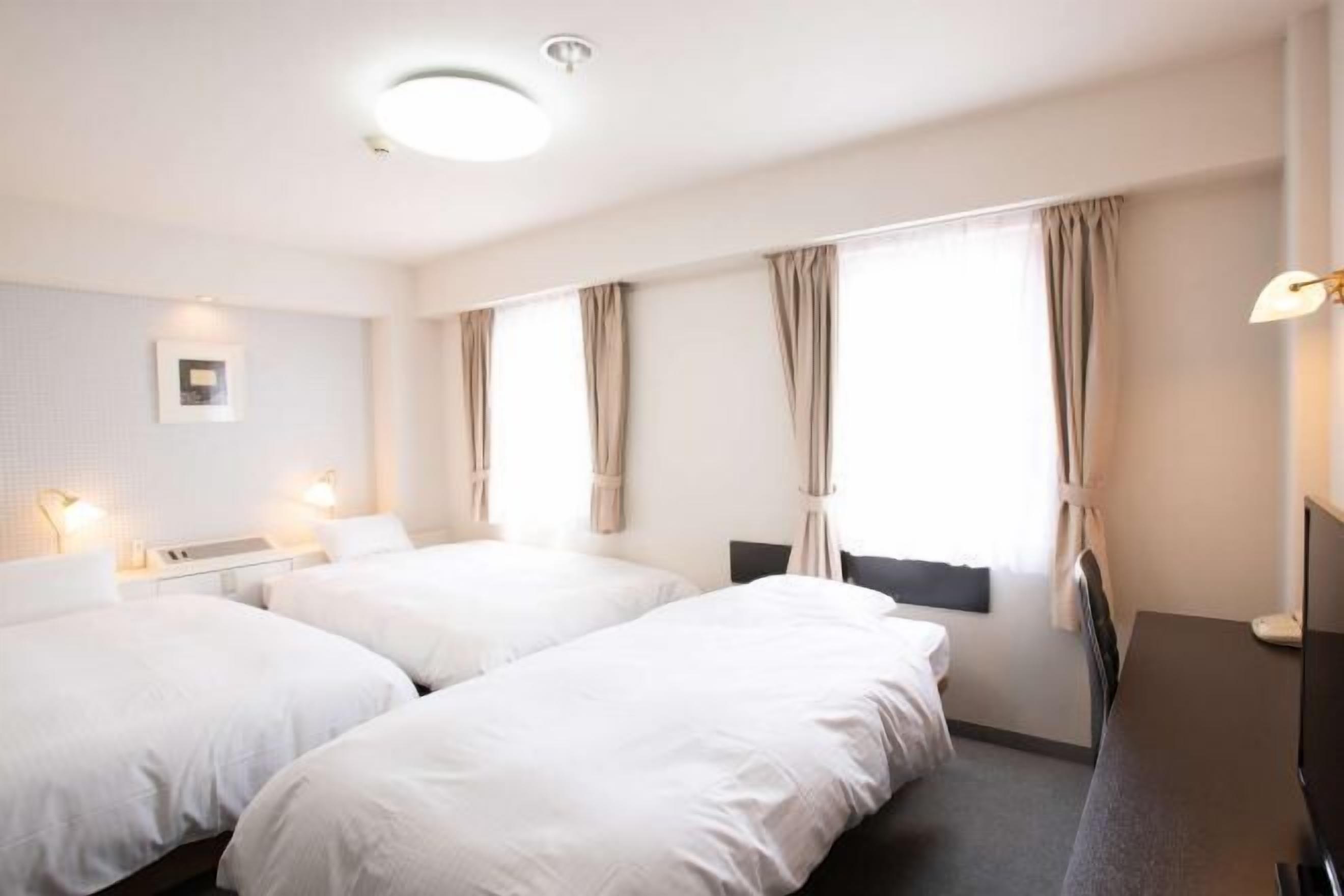 Secretária, ferro/tábua de engomar, Wi-fi grátis 