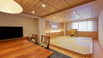 Quarto Familiar | Edredões de penas, Wi-fi grátis