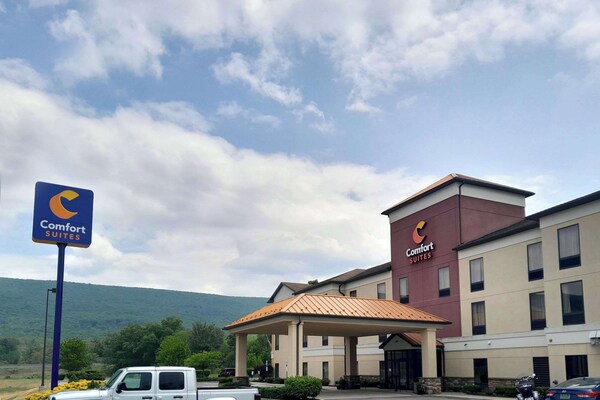 Comfort Suites Altoona North - Altoona, PA