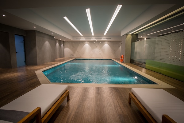Piscina interior