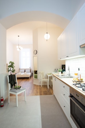 Apartamento conforto (AP 1-2) | Quartos à prova de som, Wi-Fi de cortesia