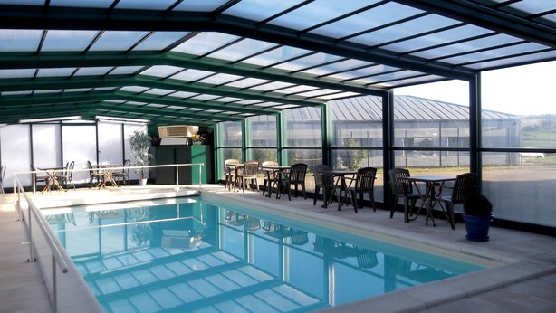 Piscina externa sazonal